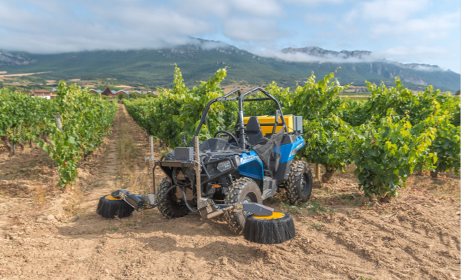 Micron Weed Management spraying equipment: trailed and lift-mounted ...